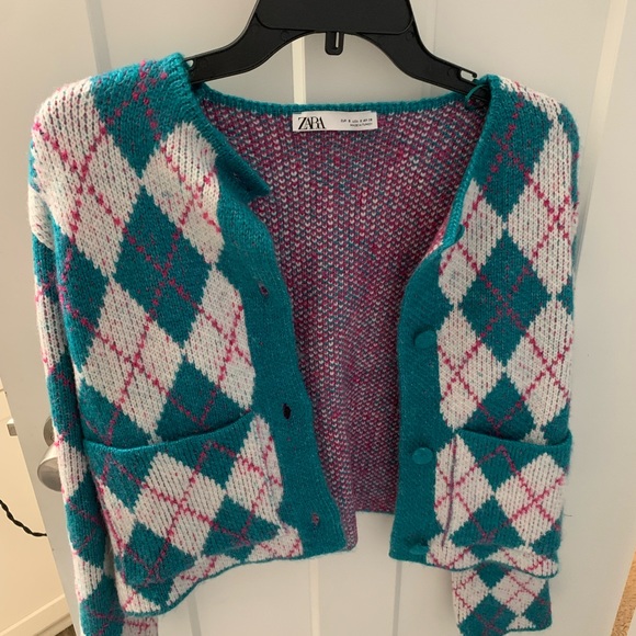 Zara | Sweaters | Zara Sweater Hits At About Midriff | Poshmark